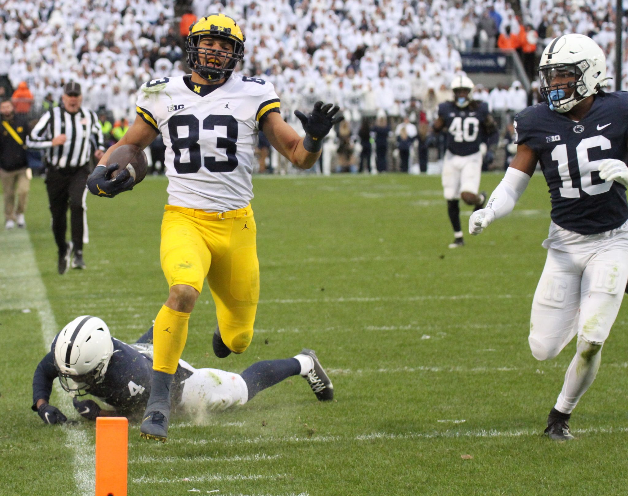 2021 Michigan Football -- Playbook -- Victory -- Erick All 47 Yard TD ...