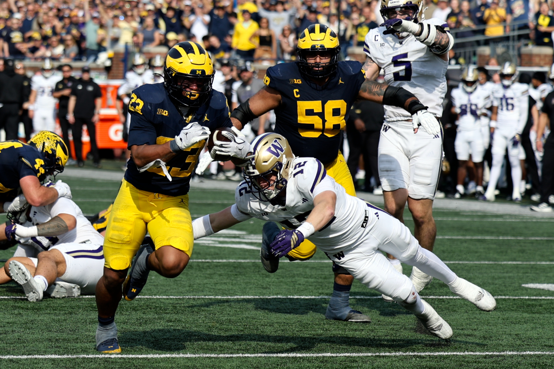 2025 Michigan Football Photos - Game 7 Michigan 24 Washington 7 | By ...